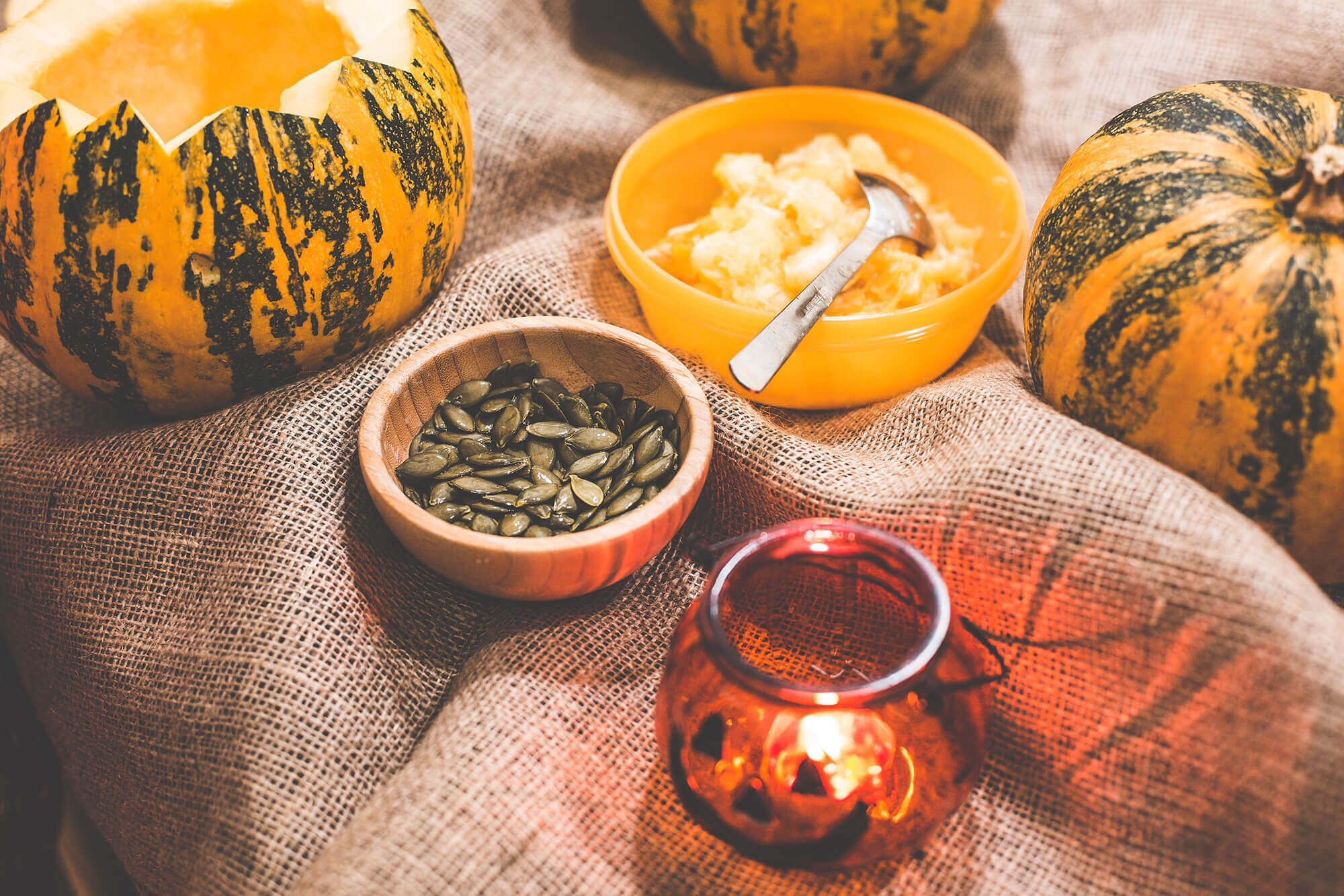 Je eigen Halloween pompoen in 5 stappen maken - Homeandgarden.nl